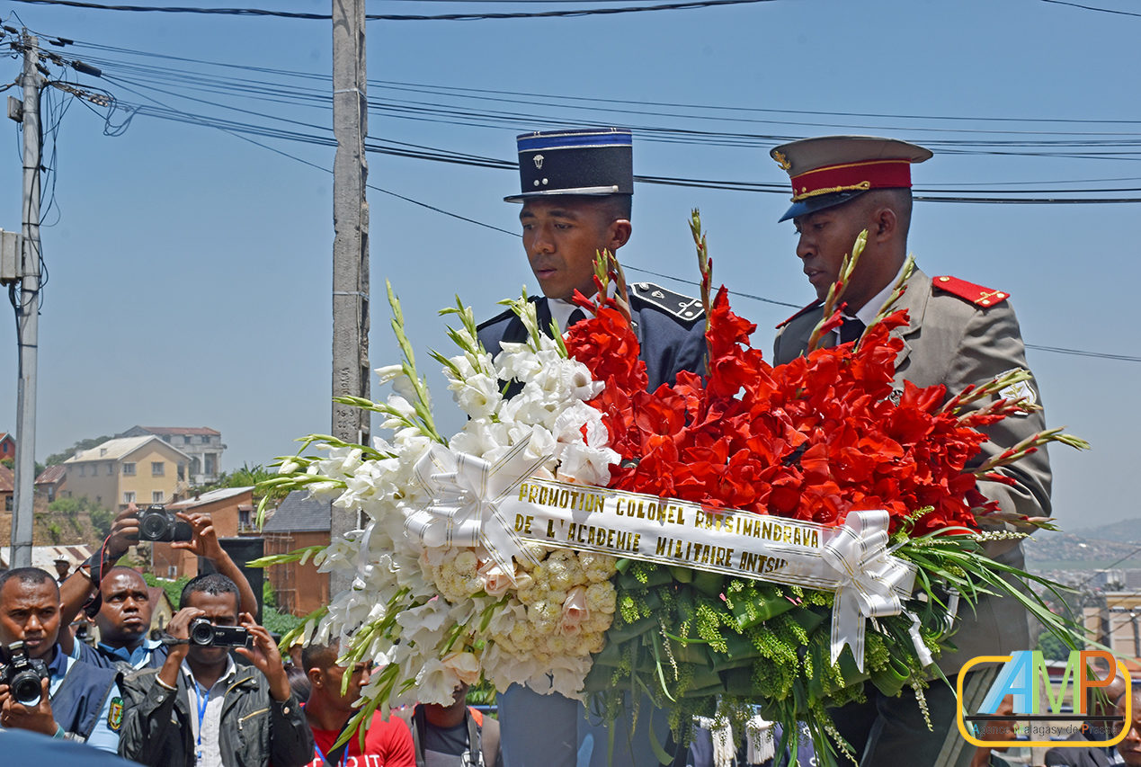 IL Y A 45 ANS Le colonel Ratsimandrava fut tué à Ambohijatovo - Agence ...