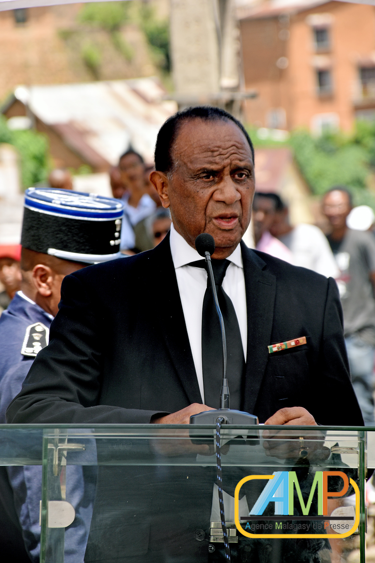 IL Y A 45 ANS Le colonel Ratsimandrava fut tué à Ambohijatovo - Agence ...