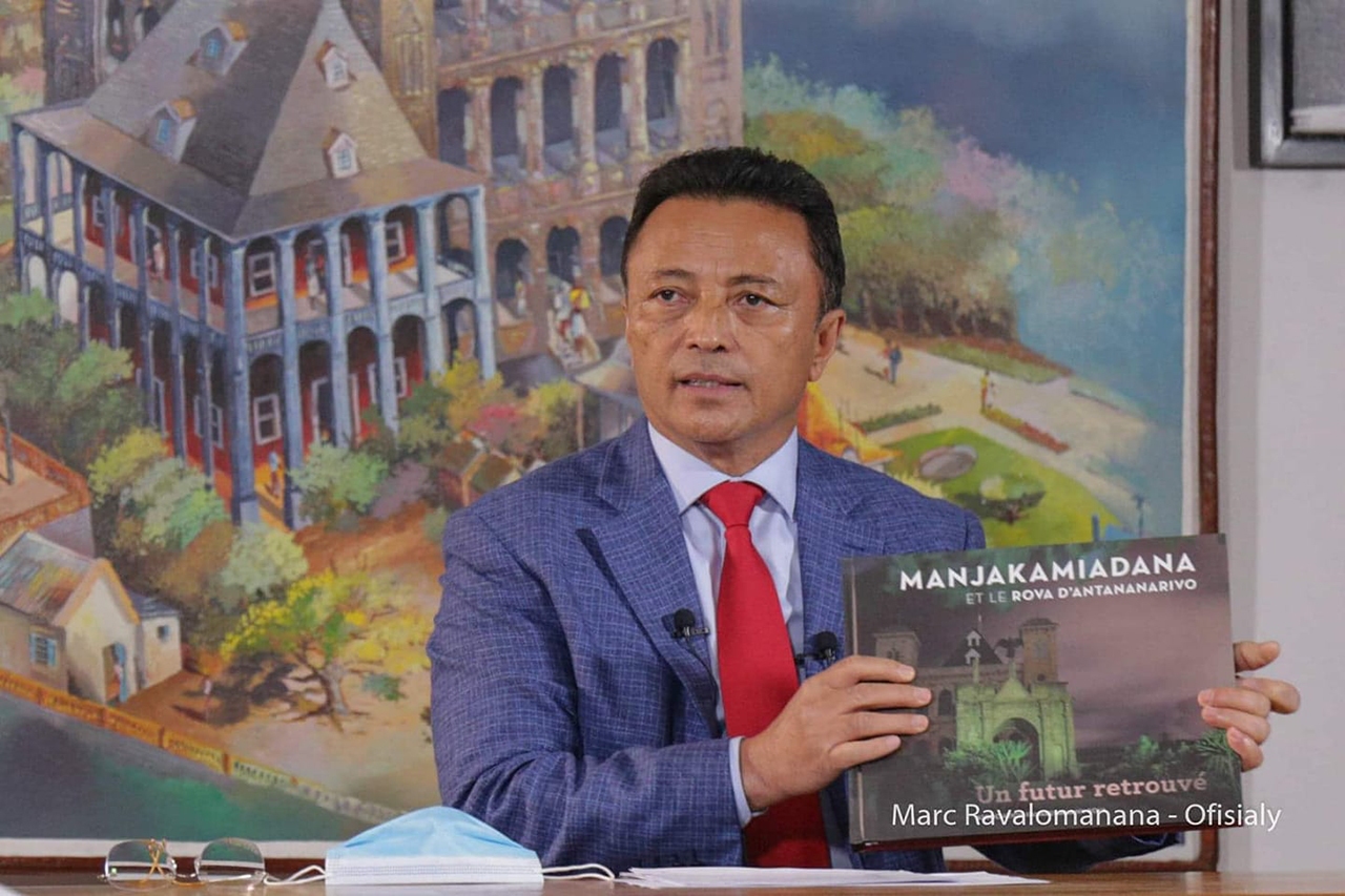 TRAVAUX DANS LE ROVA Marc Ravalomanana sort du silence - Agence ...