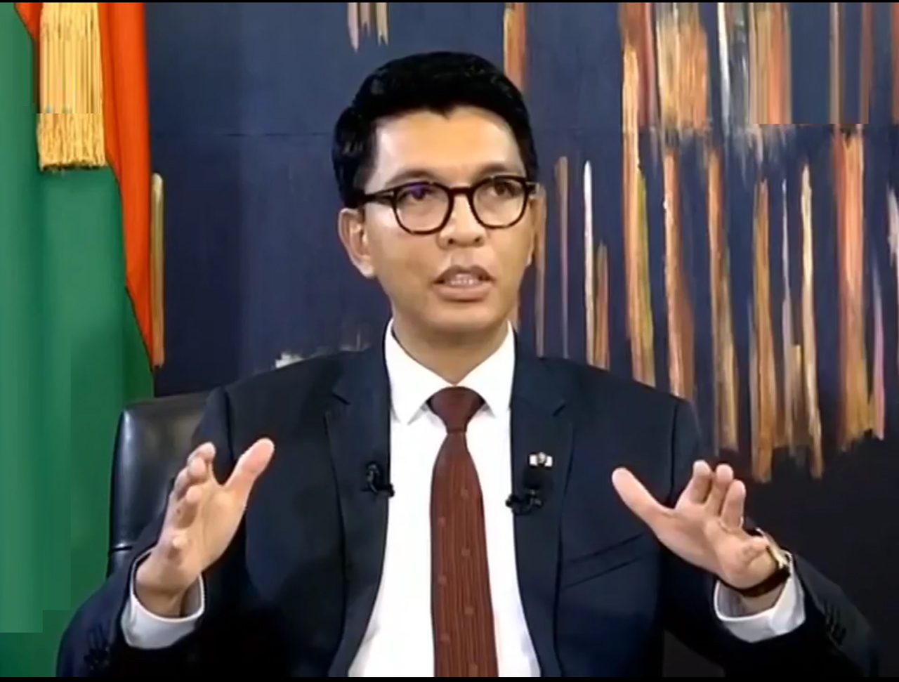 ANDRY RAJOELINA « La vie nationale doit reprendre progressivement son ...