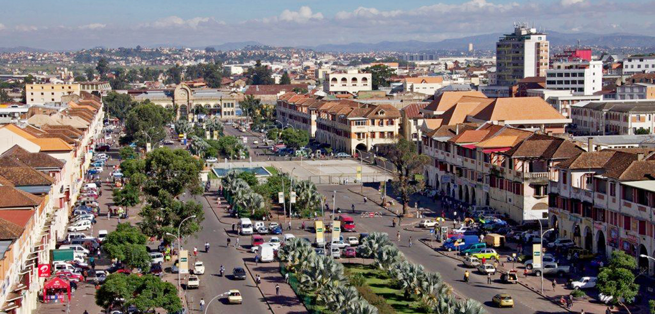 ANALAKELY Miditra am-ponja 48 ora izay tratra mandoto - Agence Malagasy de Presse